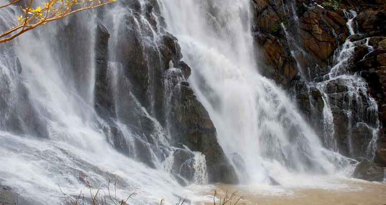 Meenmutty waterfalls Wayanad (Timings, History, Entry Fee, Images ...