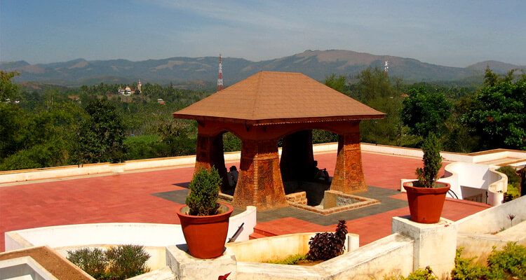 Pazhassi Raja Tomb Wayanad (Timings, History, Entry Fee, Images ...